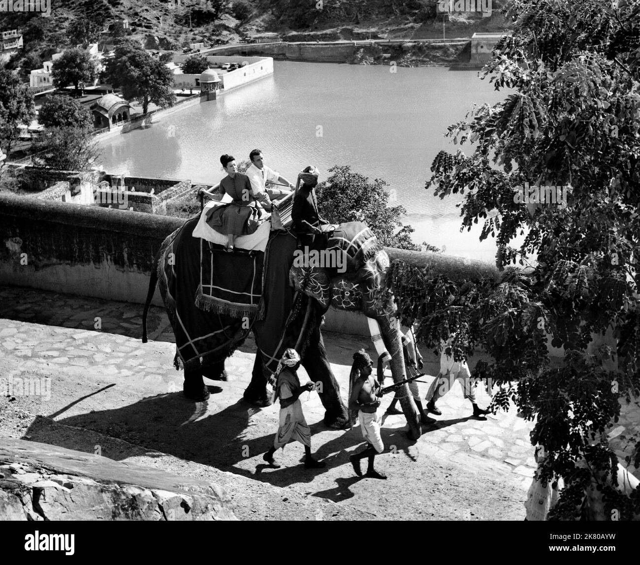 Yoko Tani, Dirk Bogarde & Elephant Film: The Wind Cannot Read (1958 ...