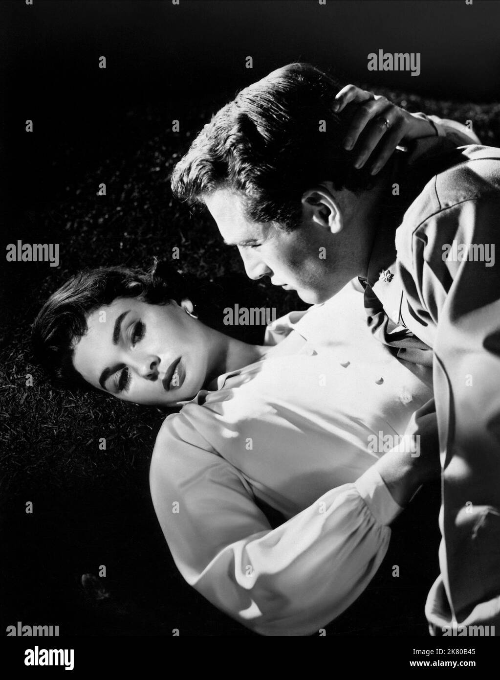 Jean Simmons & Paul Newman Film Until They Sail (USA 1957) Characters ...