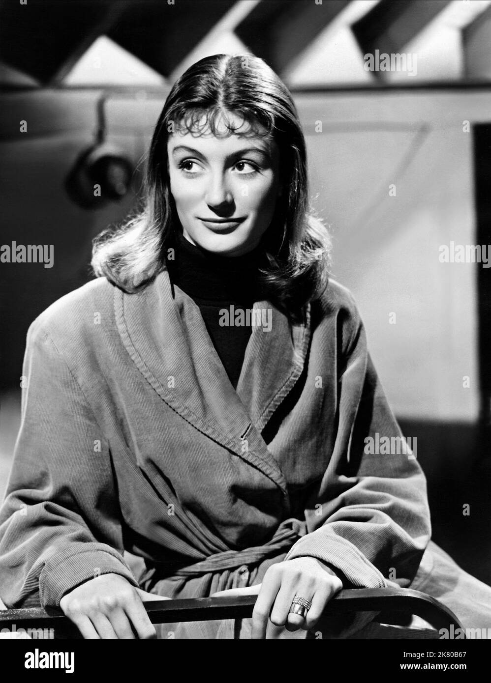 Anouk Aimee Film: The Man Who Watched Trains Go By (1952) Characters ...