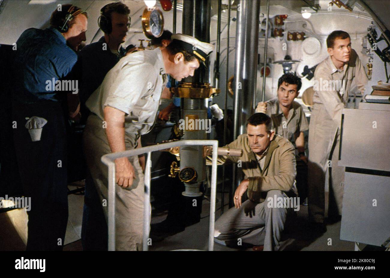 Ernest Borgnine & Glenn Ford Film Torpedo Run (1958) Characters: Lt ...