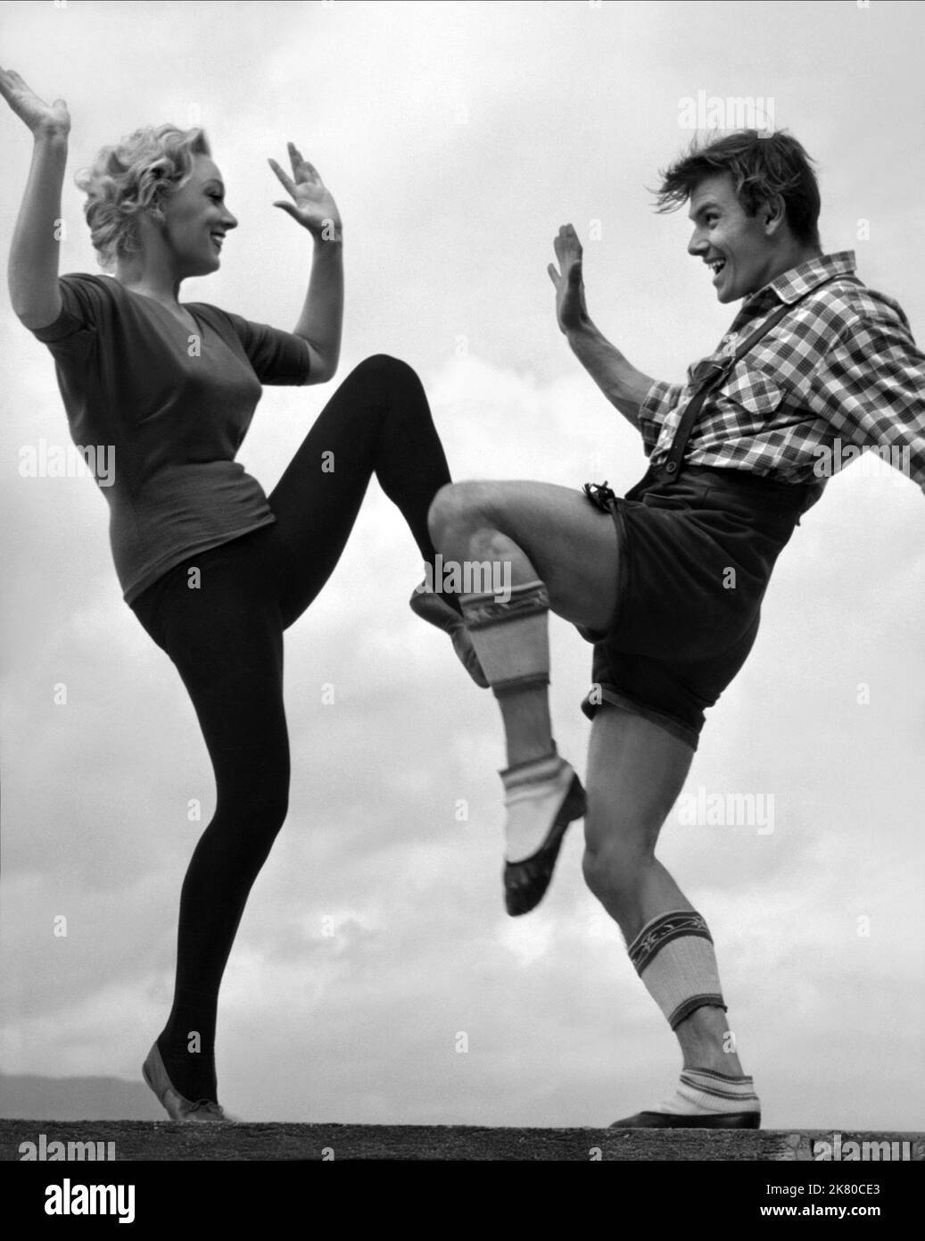 Nina Sandt & Klaus Löwitsch Film Where The Lark Sings (AT 1956 ...