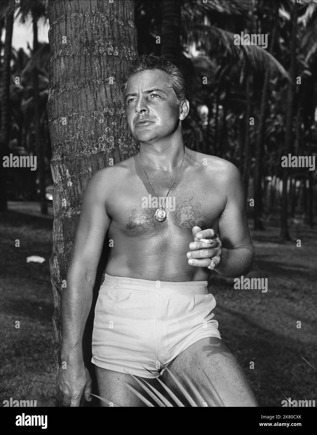 Rossano brazzi south pacific 1958 hi-res stock photography and images ...