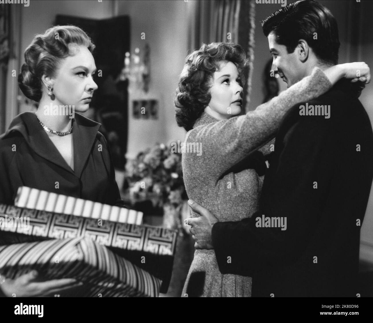 Jo Van Fleet, Susan Hayward & Ray Danton Film I'Ll Cry Tomorrow (1955 ...