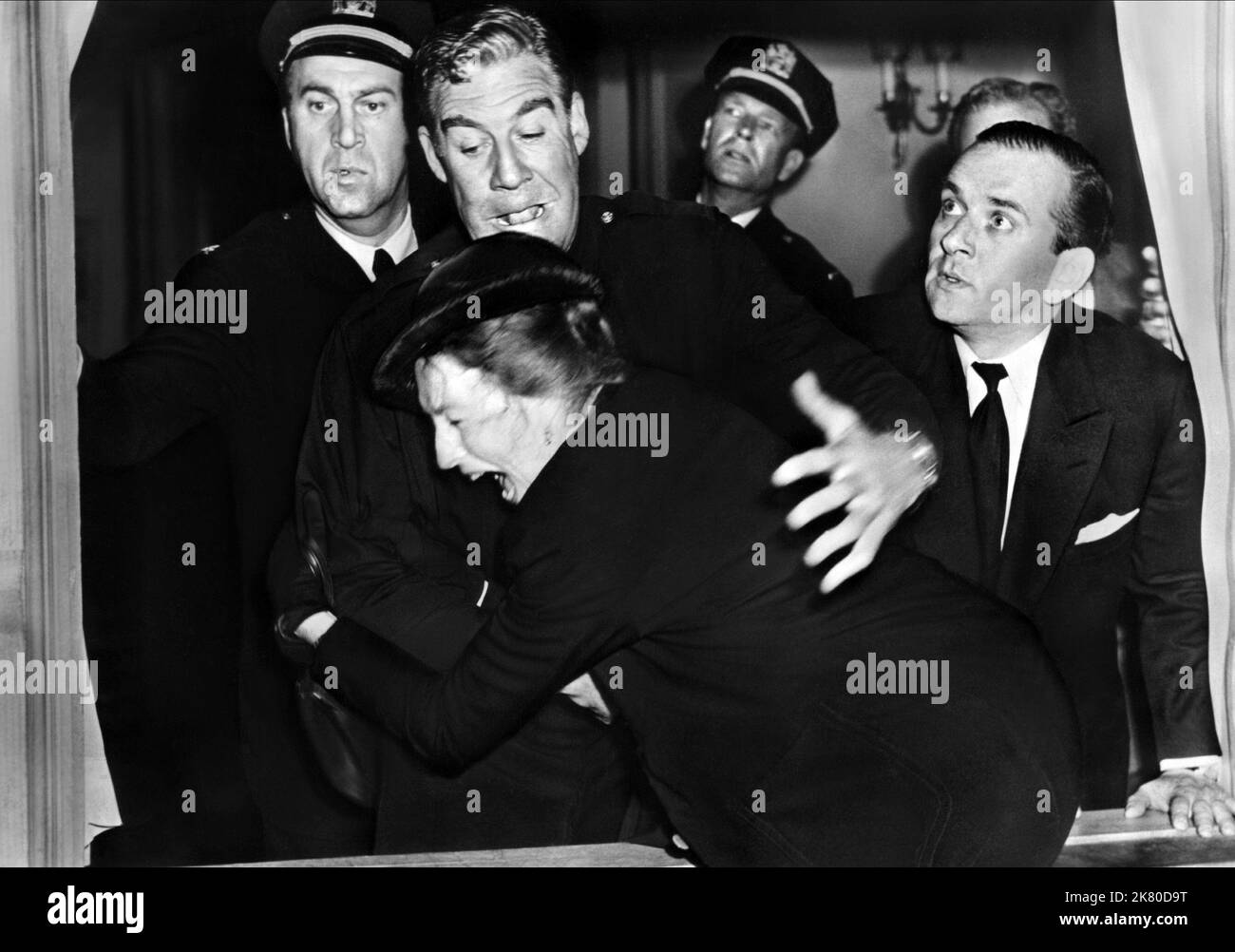 Agnes Moorehead & Paul Douglas Film: Fourteen Hours (1951) Characters ...