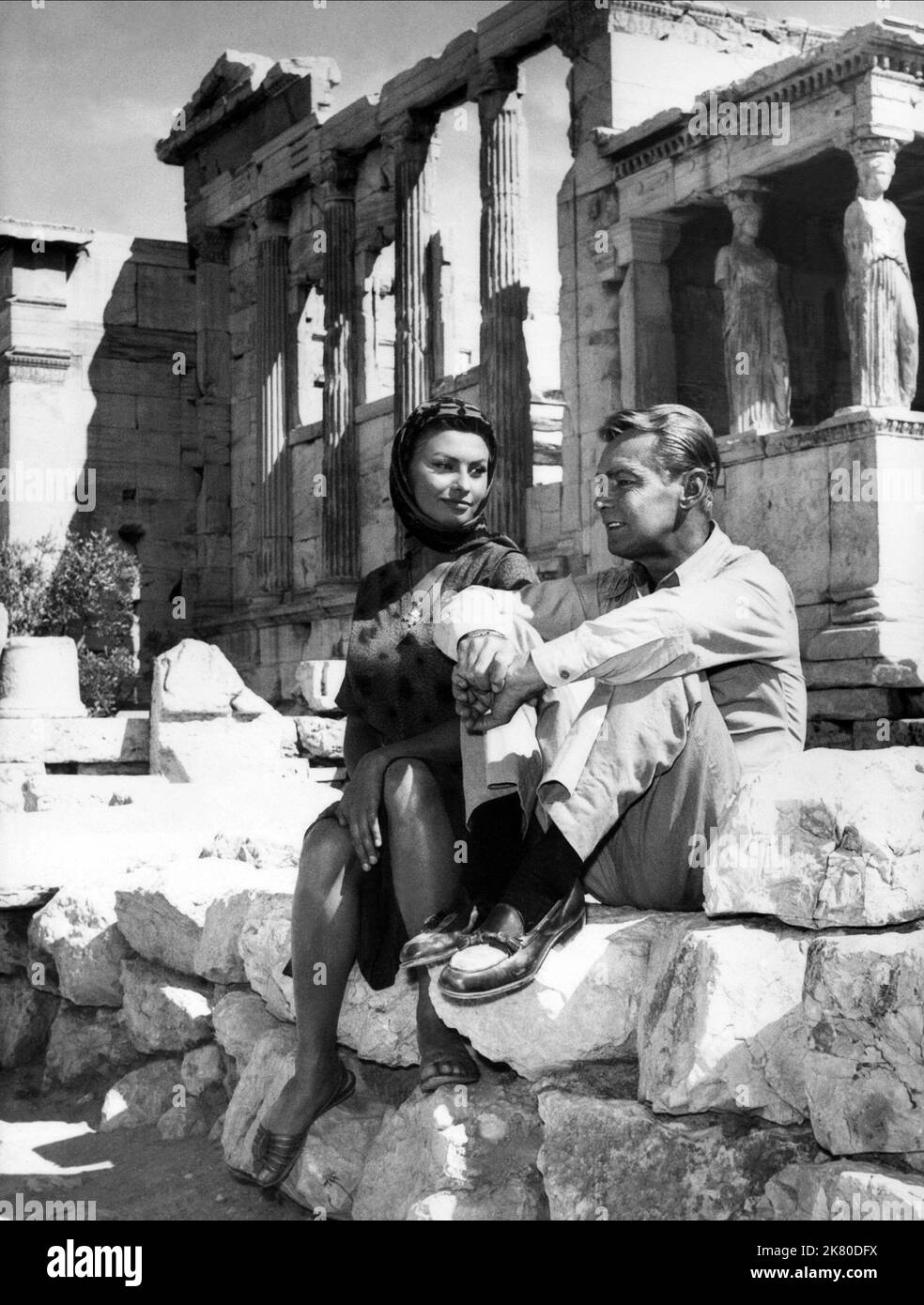 Sophia Loren & Alan Ladd Film: Boy On A Dolphin (USA 1957) Characters ...