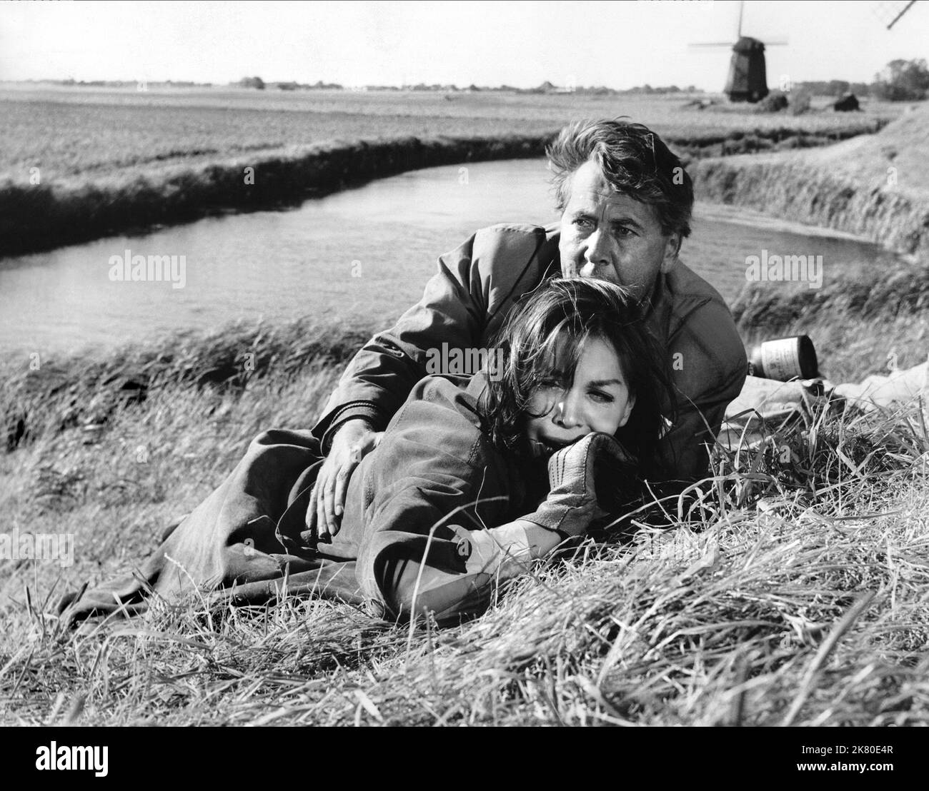Eva Bartok & Alexander Knox Film: Operation Amsterdam (UK 1959 ...