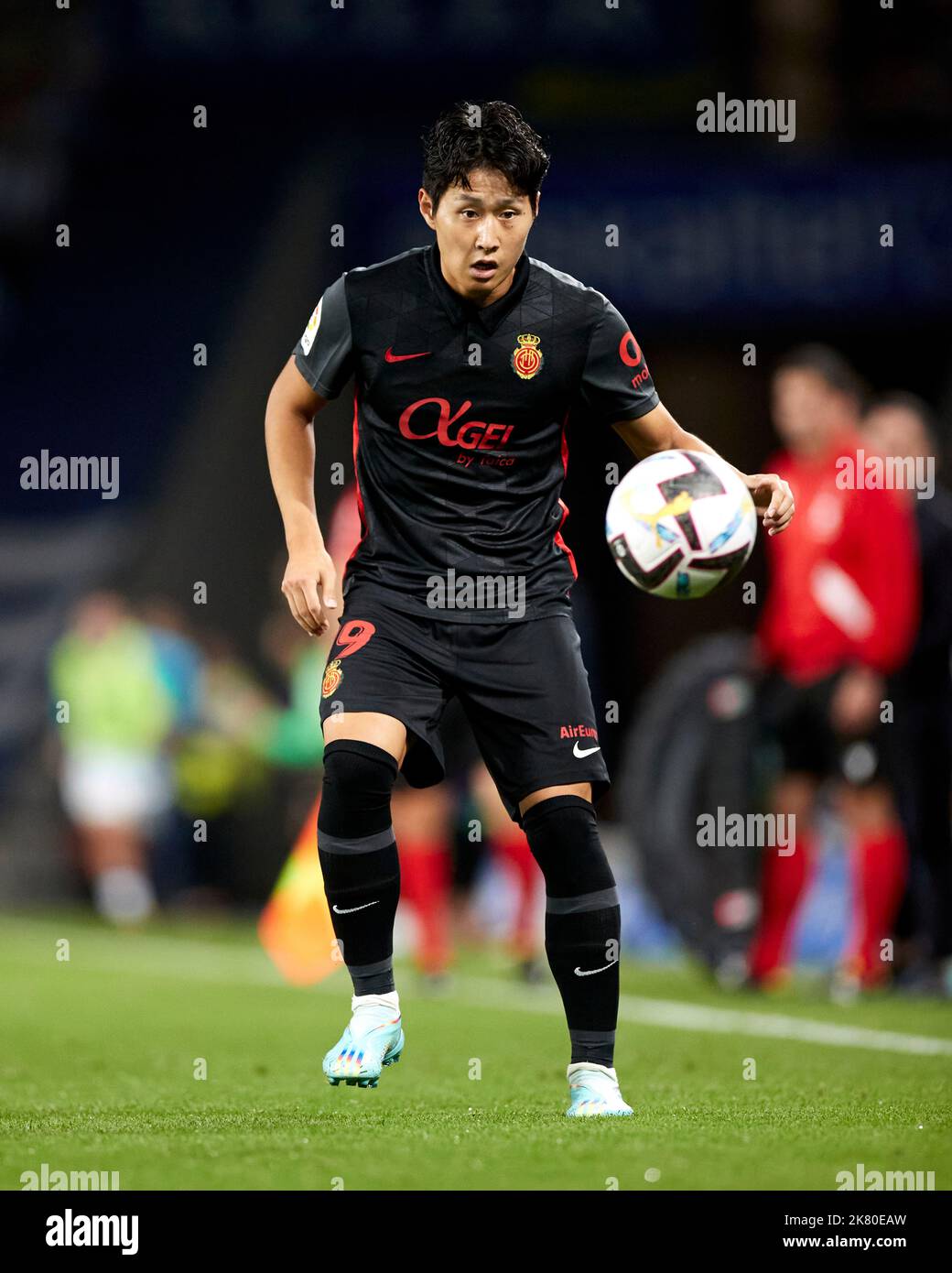 SAN SEBASTIAN, SPAIN - OCTOBER 19: Kang in Lee of RCD Mallorca in ...