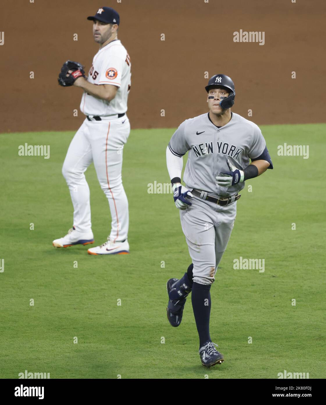 Aaron judge runs hi-res stock photography and images - Alamy