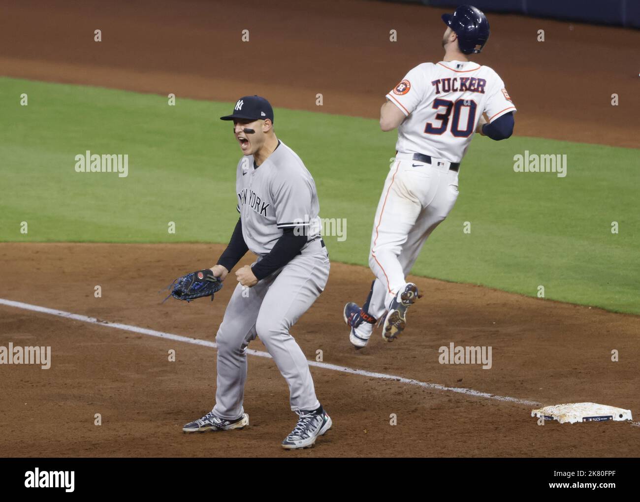 Houston, USA. 19th Oct, 2022. New York Yankees first baseman Anthony ...