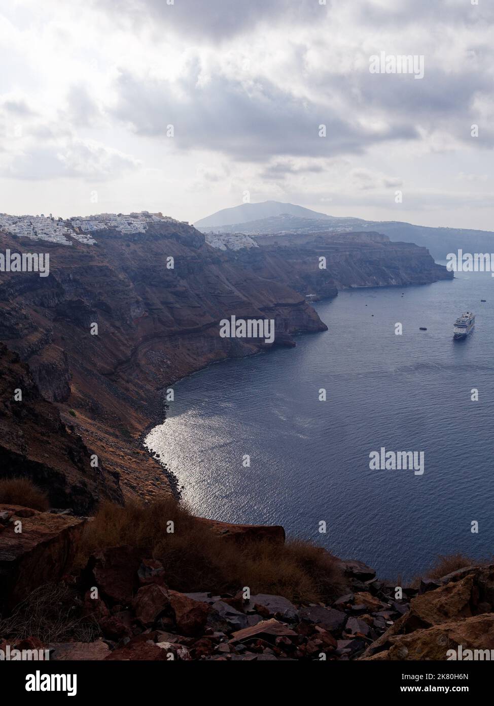 View from Skaros Rock towards the towns of Firostefani and Fira and the ...