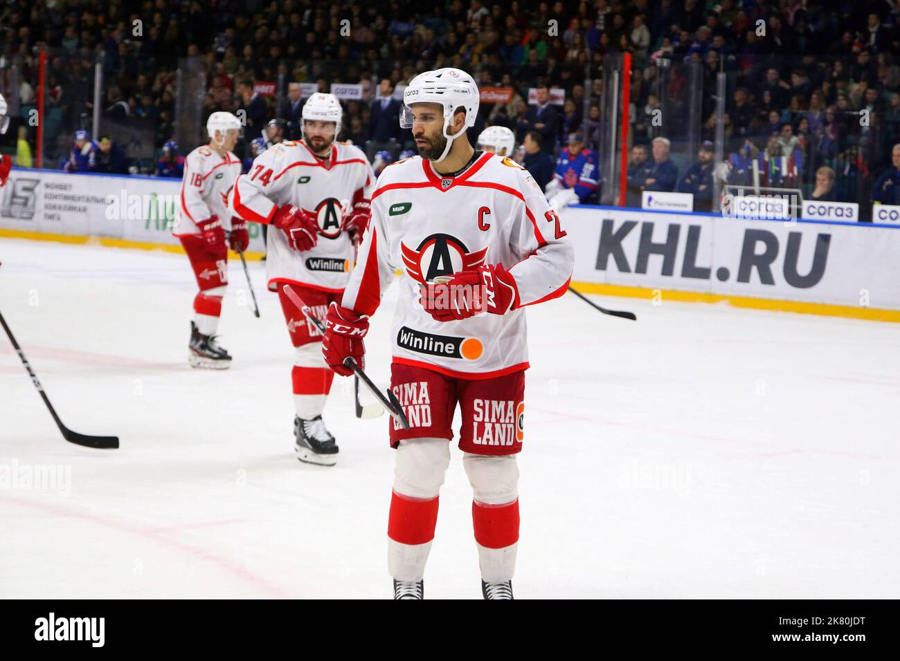 Saint Petersburg, Russia. 19th Oct, 2022. Avtomobilist Hockey Club ...