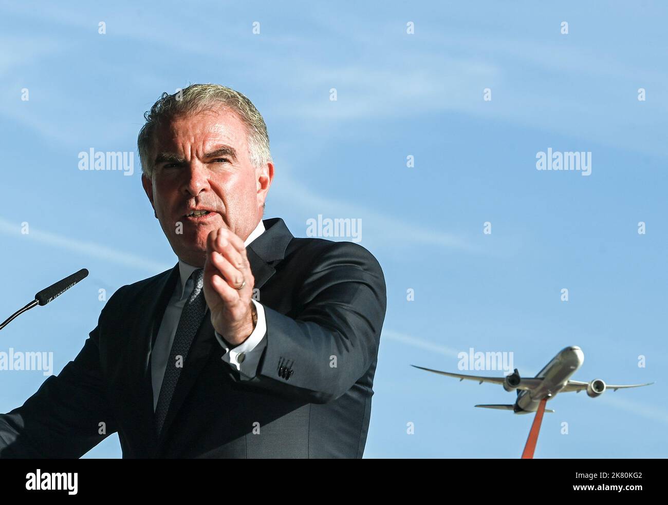 PRODUCTION - 17 October 2022, Berlin, Schönefeld: Lufthansa CEO Carsten ...
