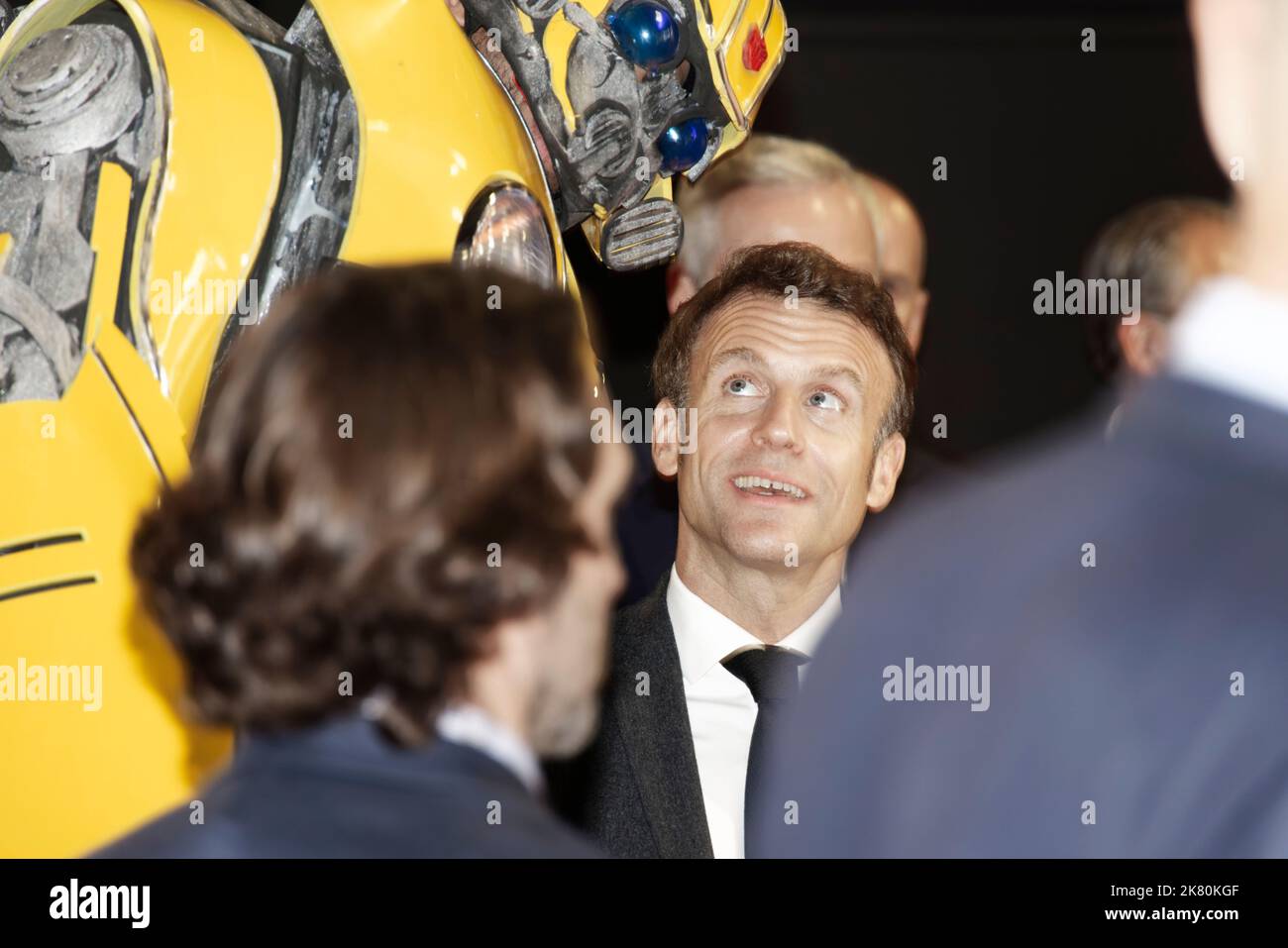 Paris, France. 17th Oct, 2022. French President Emmanuel Macron attends ...