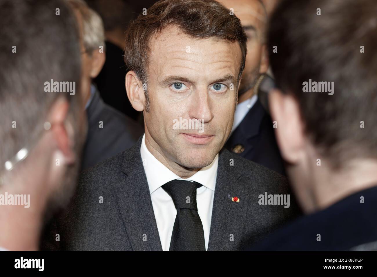 Paris, France. 17th Oct, 2022. French President Emmanuel Macron attends ...
