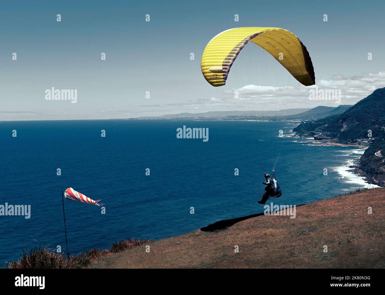 Paragliding - Bald Hill Lookout Stock Photo - Alamy
