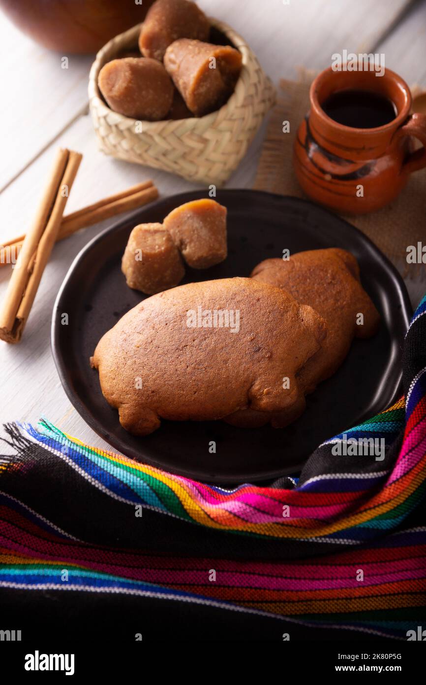 Puerquitos de Piloncillo. Also called Cochinitos, Cerditos or ...