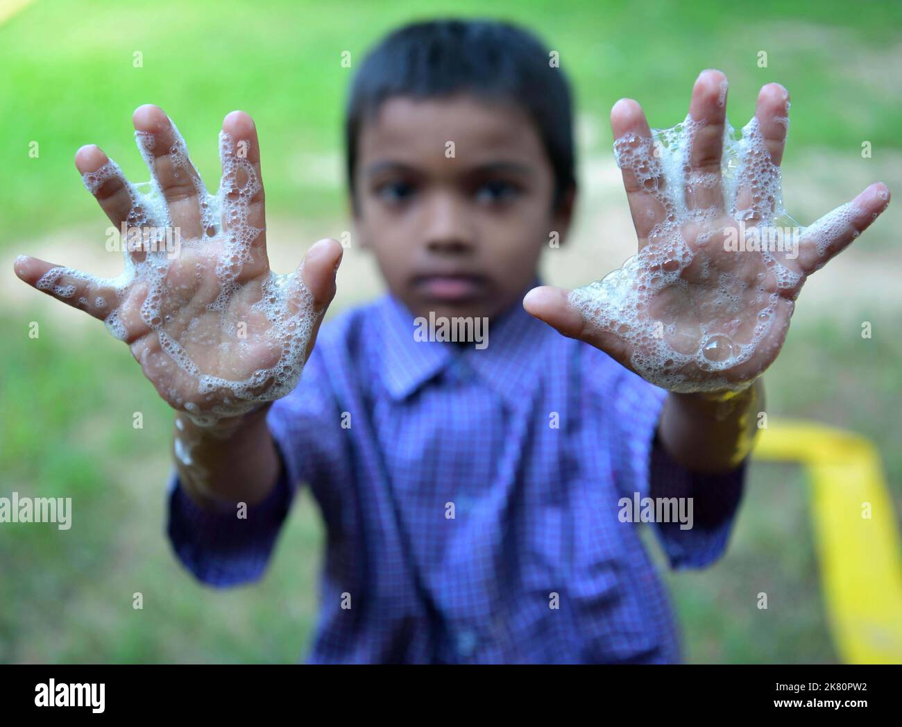 Indian school students washing hand hi-res stock photography and images ...