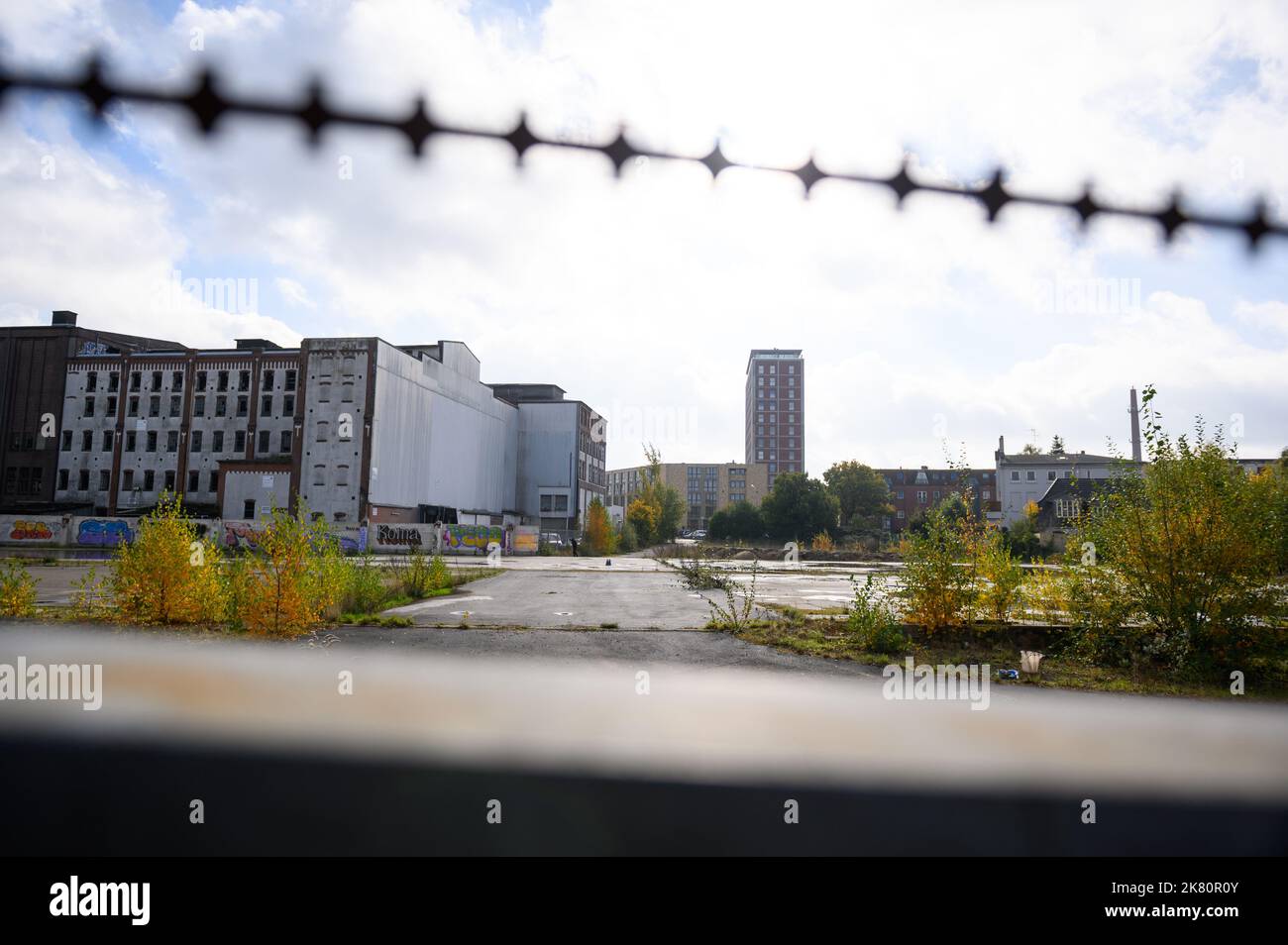 Elmshorn, Germany. 18th Oct, 2022. The brownfield site on which the new ...
