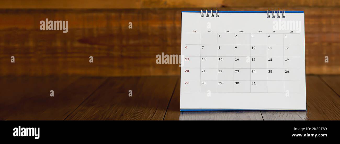 White yearly calendar page hi-res stock photography and images - Alamy