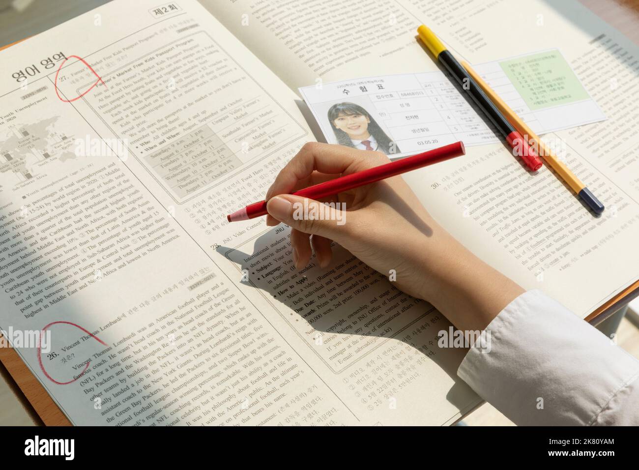 Examination papers hi-res stock photography and images - Alamy