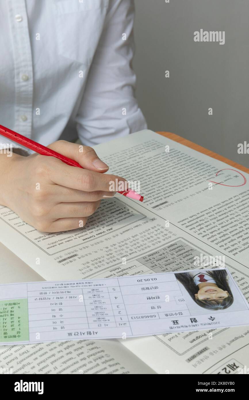 Examination papers hi-res stock photography and images - Alamy