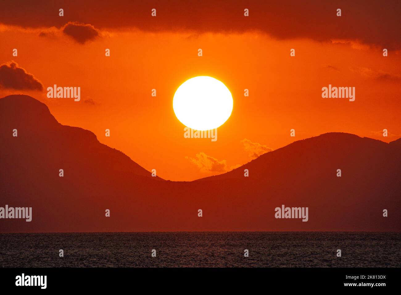 dramatic sunset sky background Stock Photo - Alamy