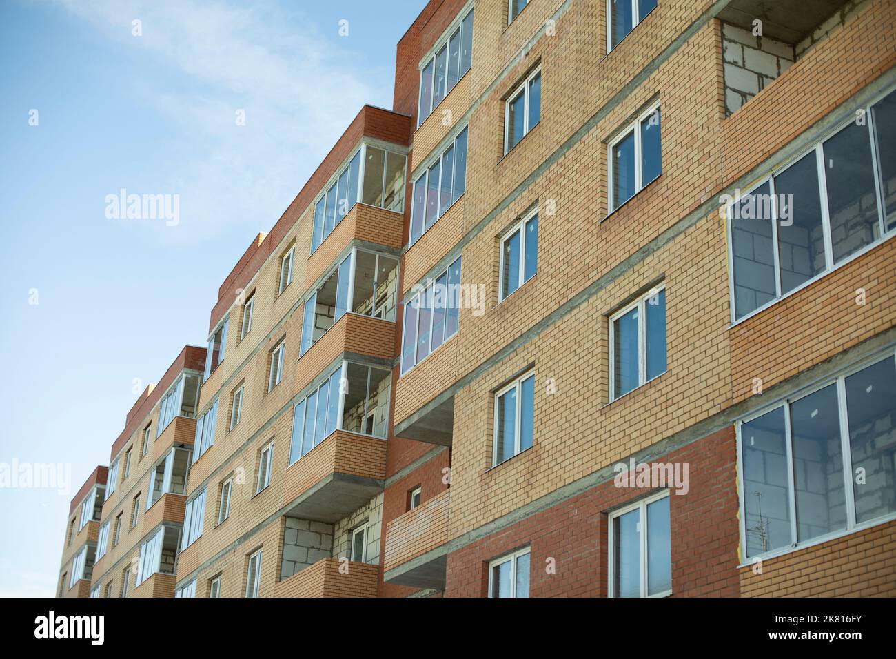 Multi family housing hi-res stock photography and images - Alamy