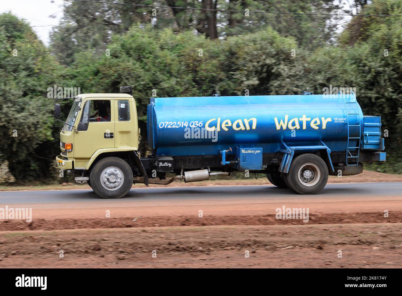 Delivery lorry hi-res stock photography and images - Alamy