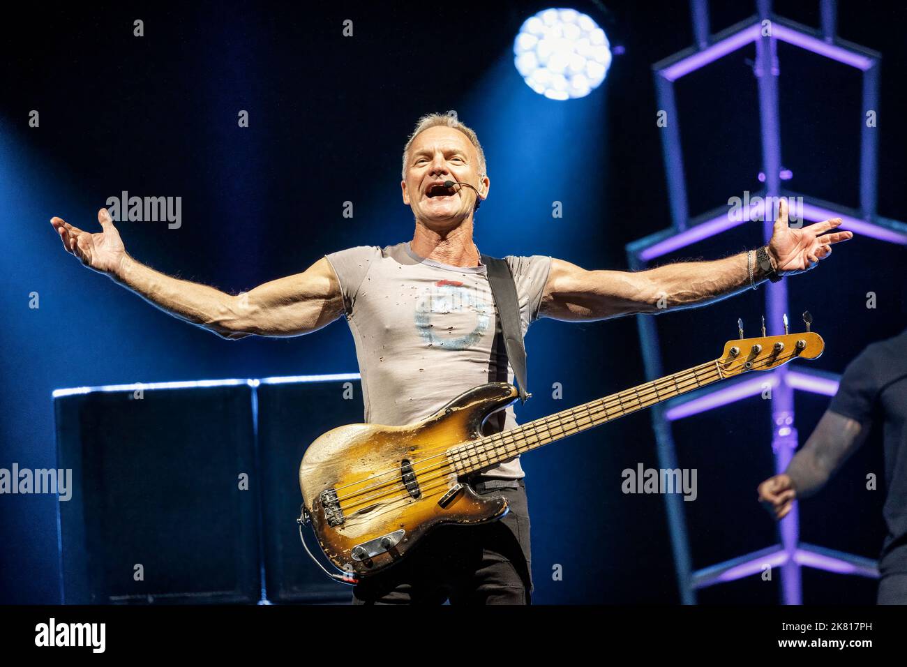 Sting singer 2022 hi-res stock photography and images - Alamy