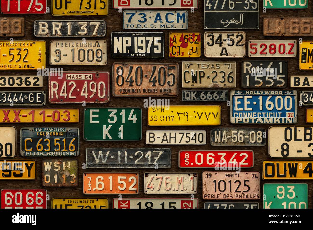 Various retro License Plates on the wooden wall. Seamless pattern Stock ...