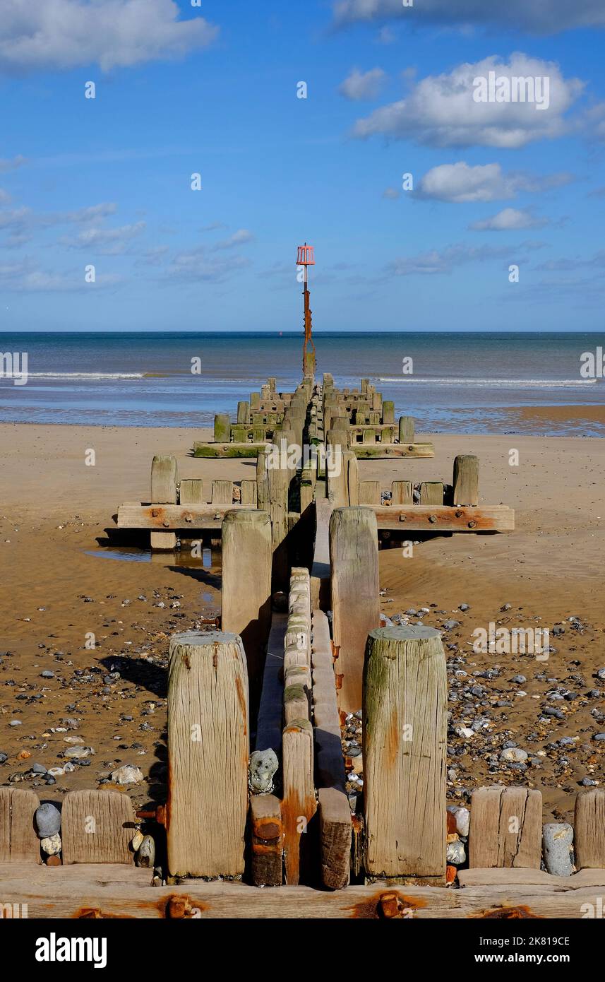 Mundesley beach norfolk hi-res stock photography and images - Alamy