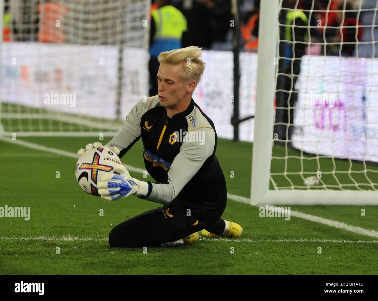 London ENGLAND - October 18: Wolverhampton Wanderers' Andreas ...
