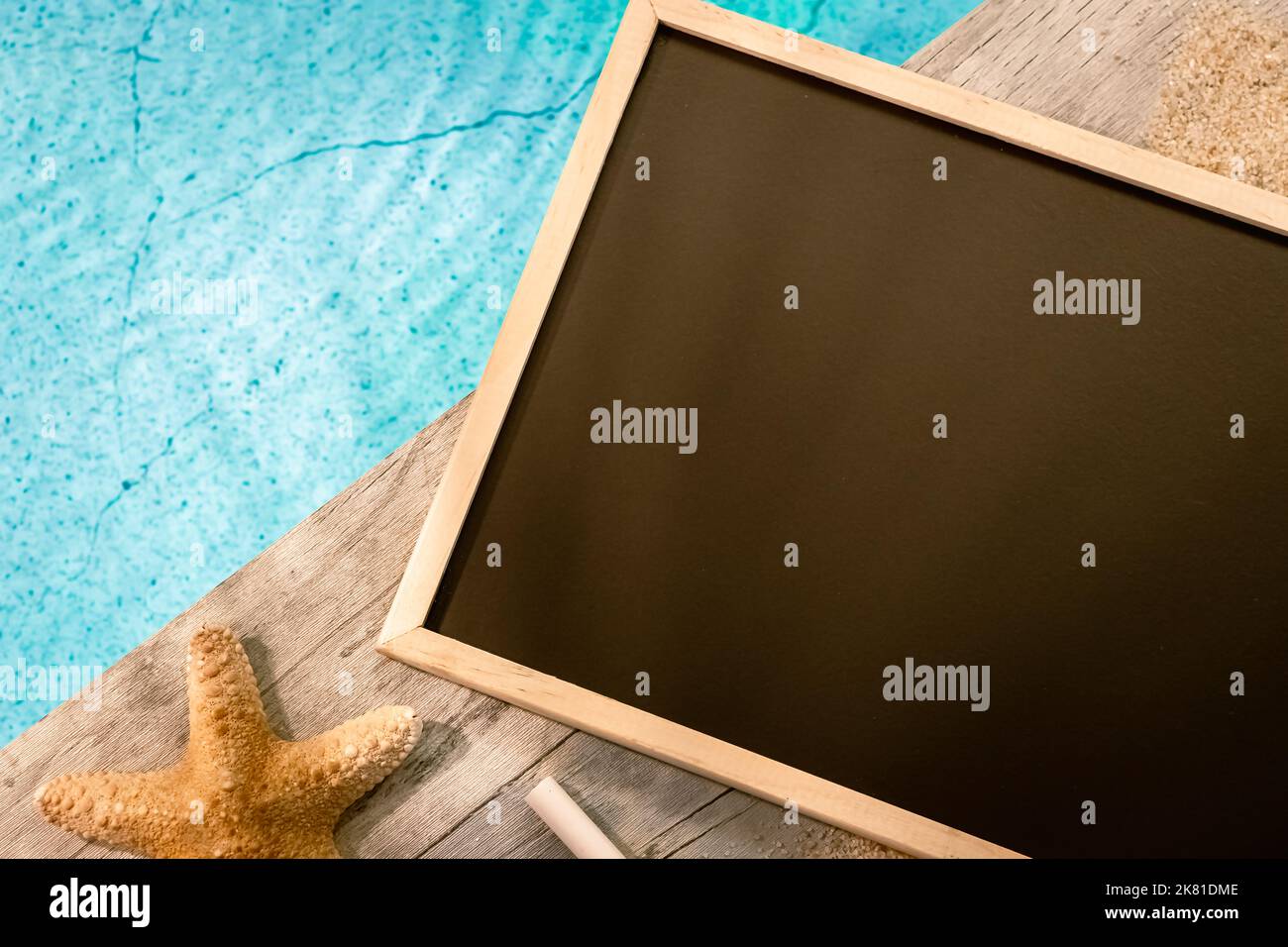 Old page texture messages hi-res stock photography and images - Alamy