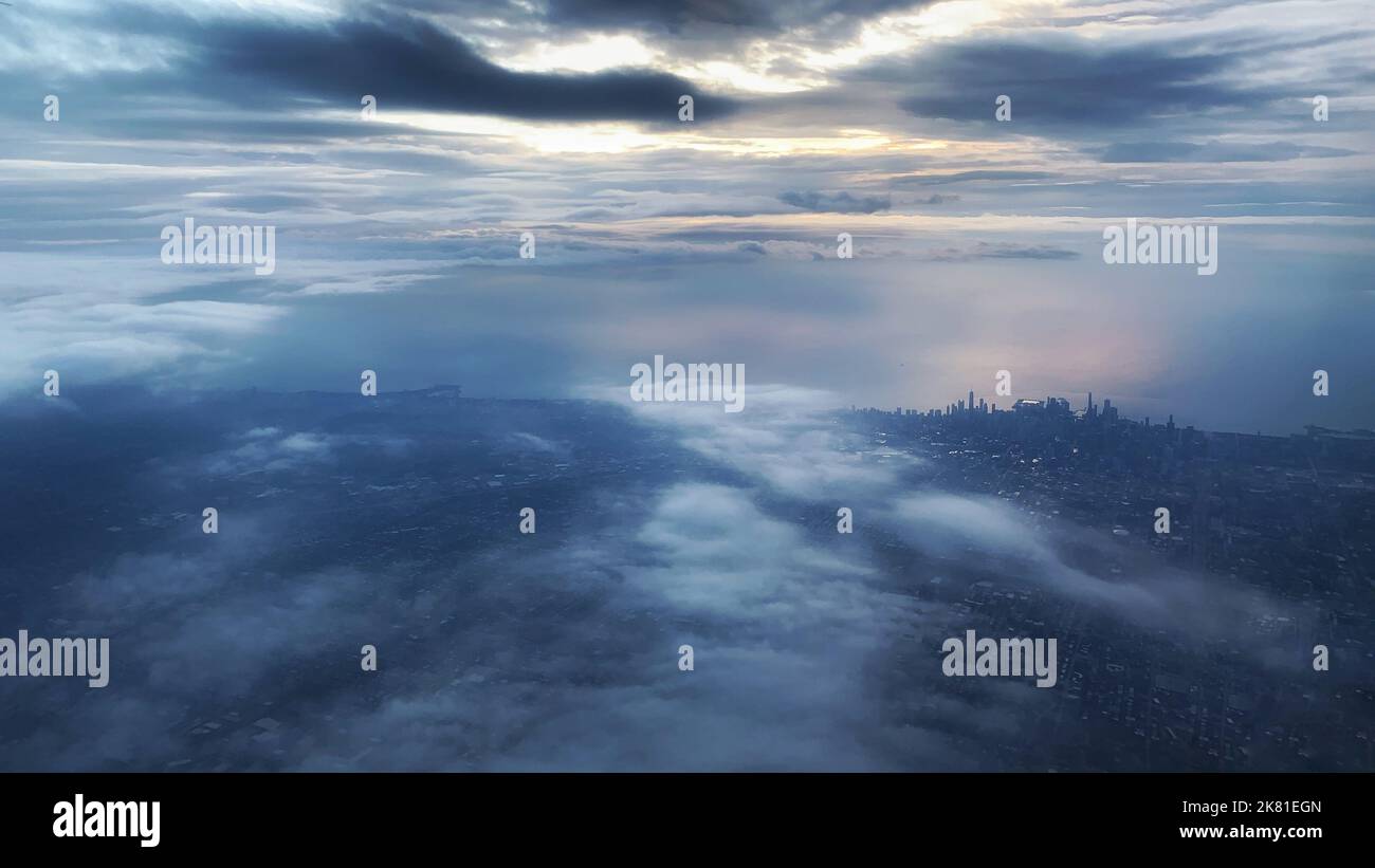 High above the city lights hi-res stock photography and images - Alamy