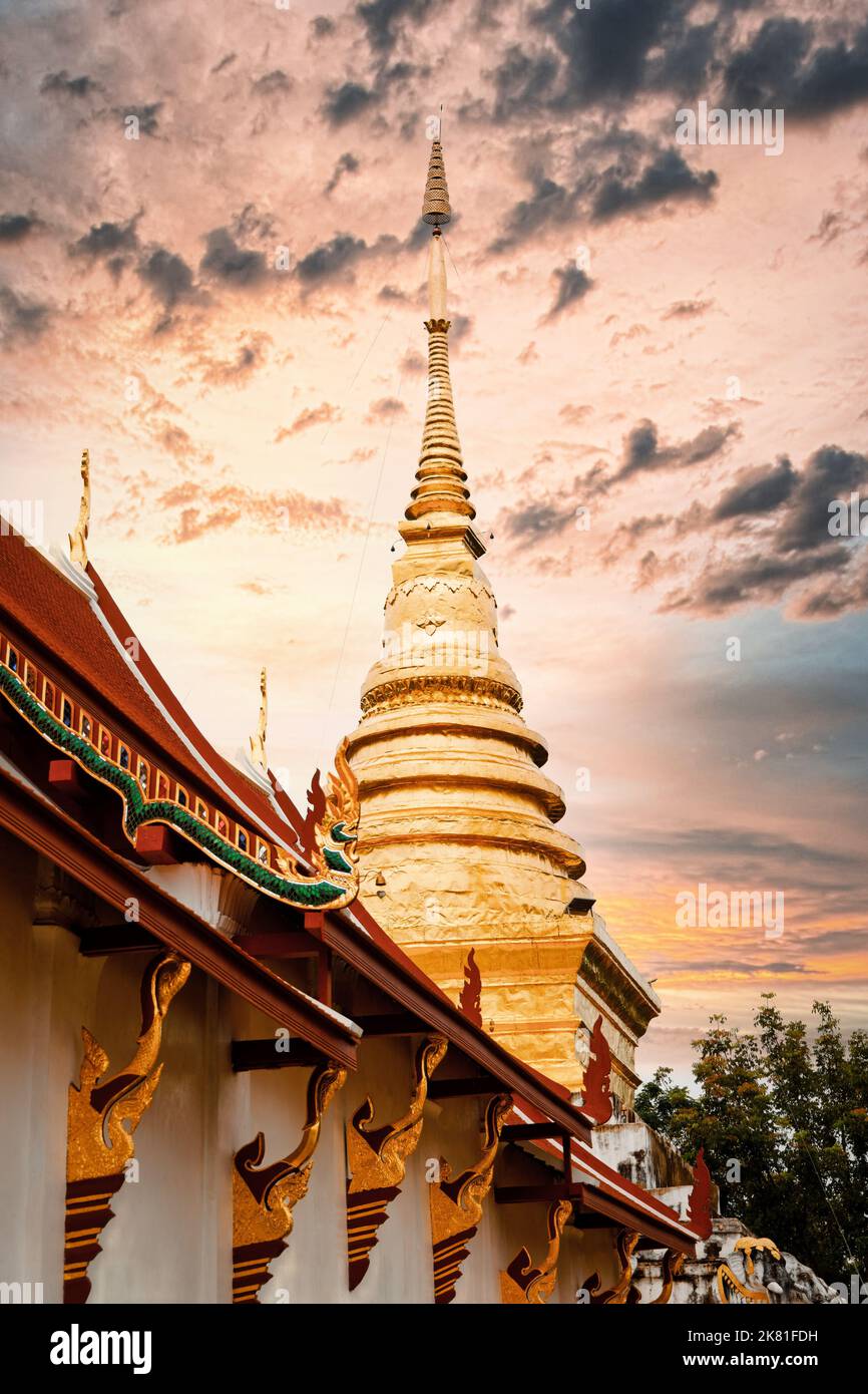 Old wat nan chang hi-res stock photography and images - Alamy