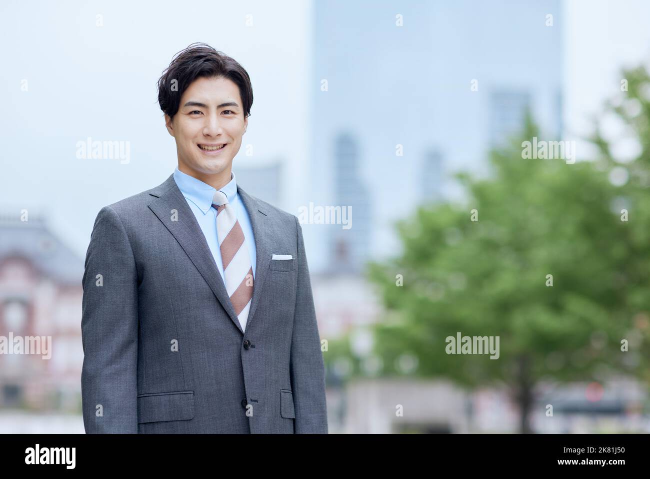 Japanese businessman portrait Stock Photo - Alamy