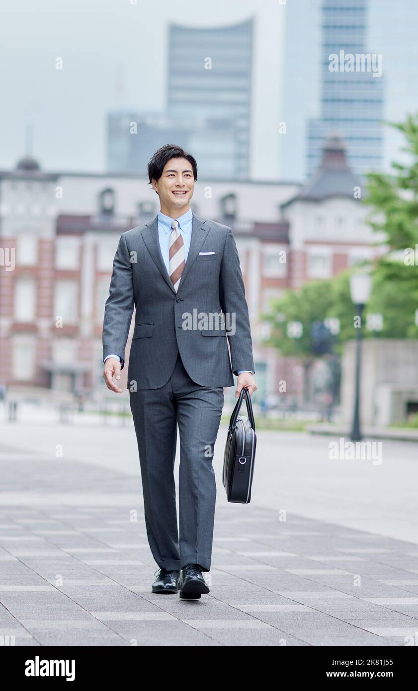 Japanese businessman portrait Stock Photo - Alamy