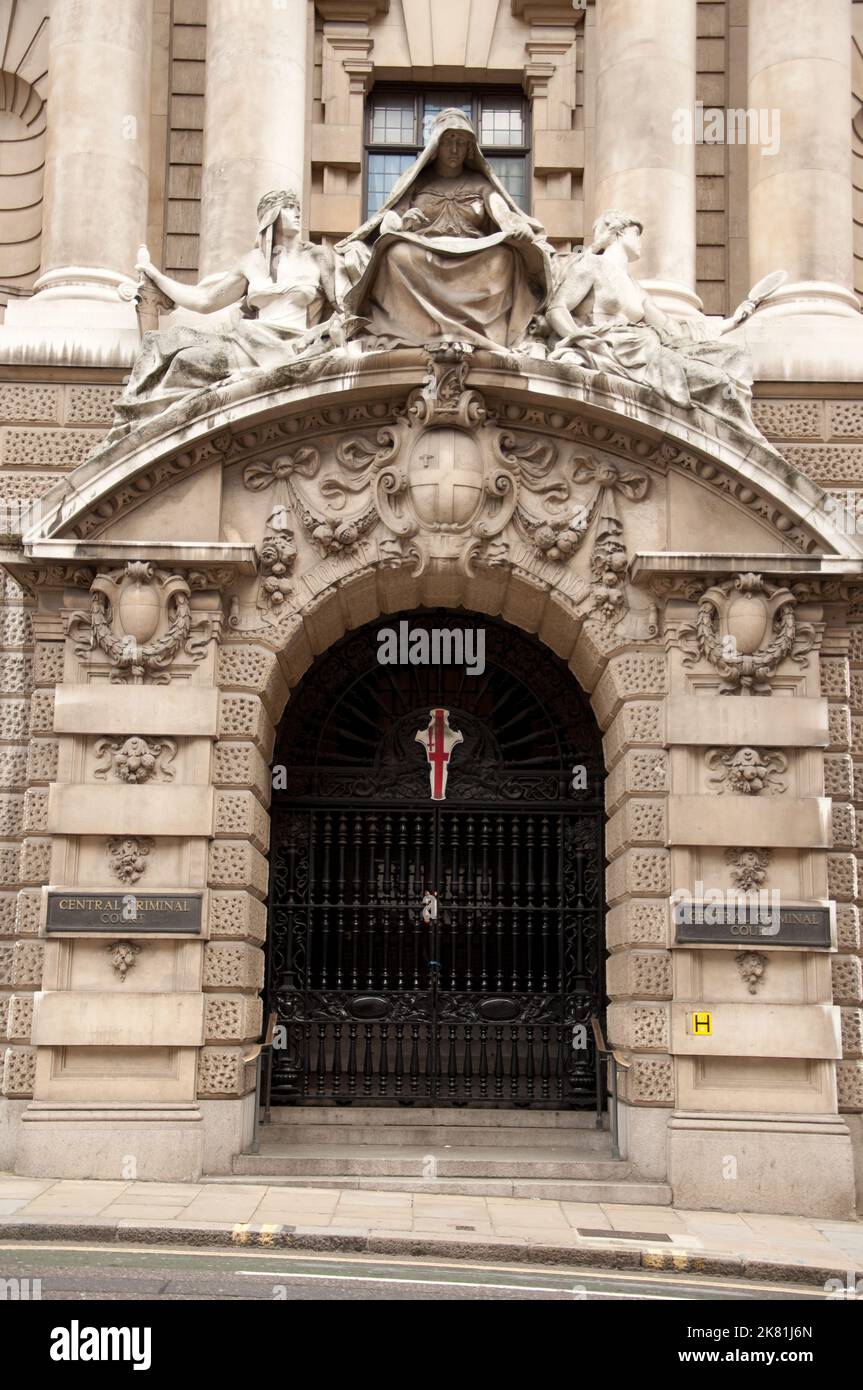 The Central Criminal Court in England, commonly known as the Old Bailey ...