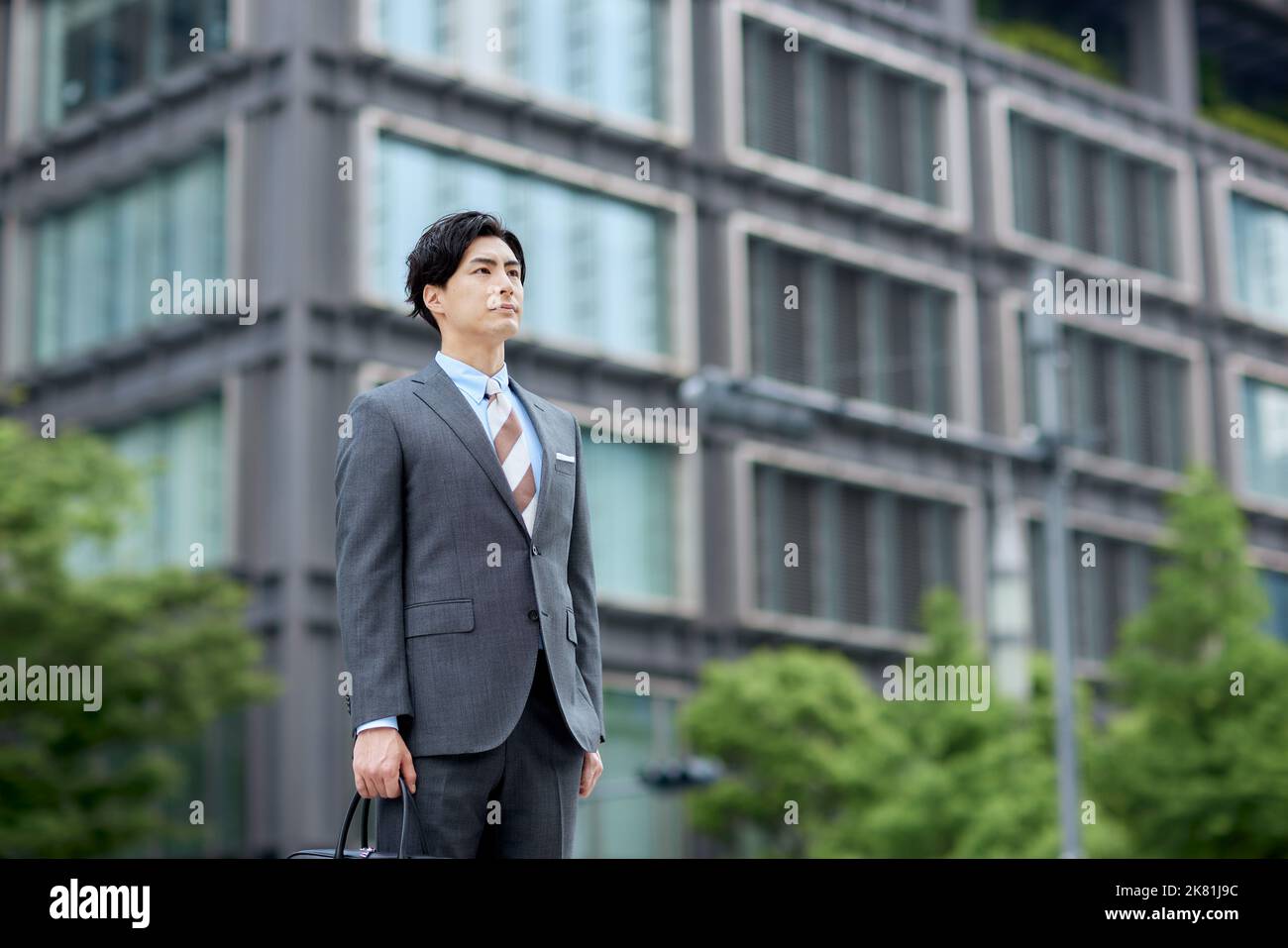 Japanese businessman portrait Stock Photo - Alamy