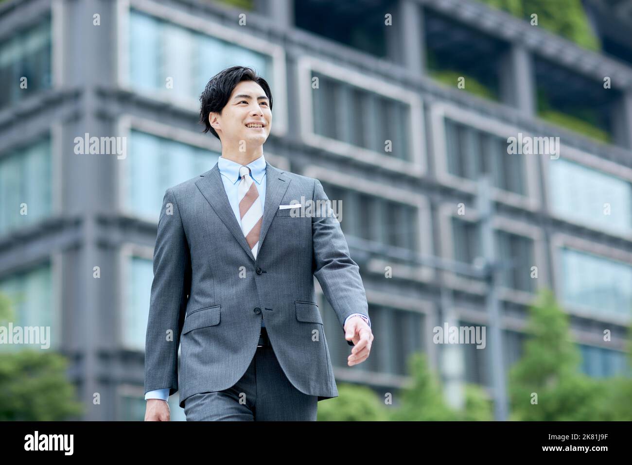 Japanese businessman portrait Stock Photo - Alamy