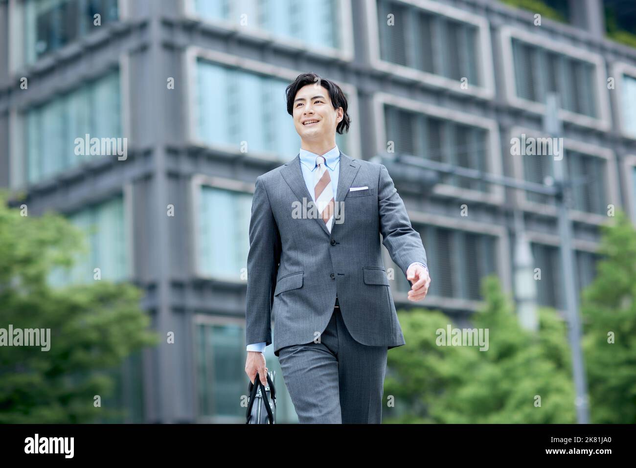 Japanese businessman portrait Stock Photo - Alamy