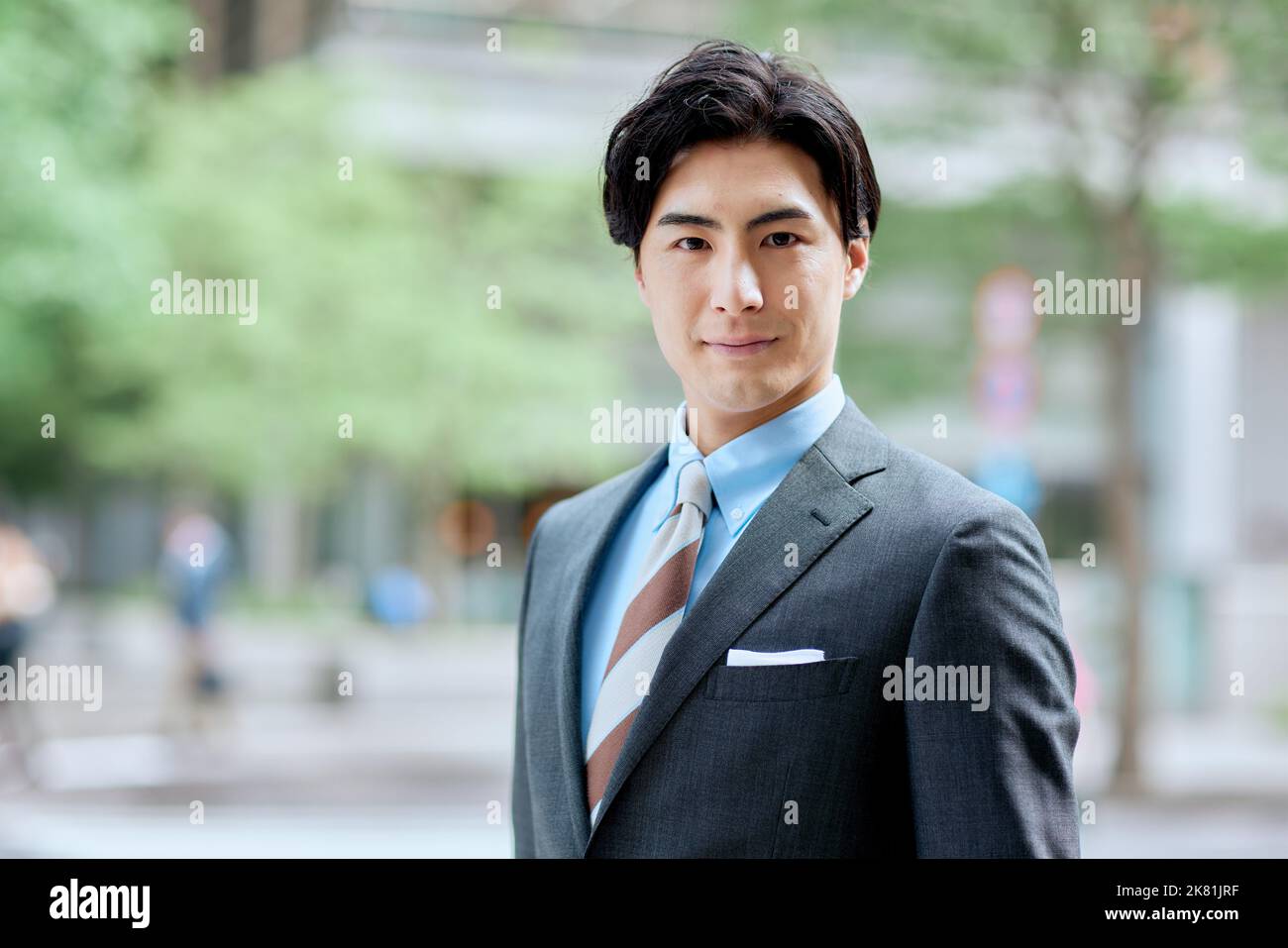 Japanese businessman portrait Stock Photo - Alamy