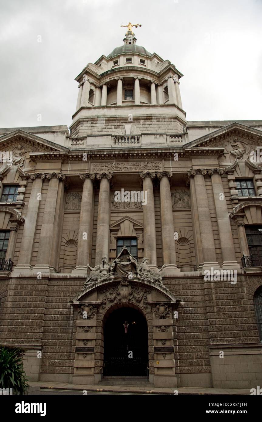 The Central Criminal Court in England, commonly known as the Old Bailey ...