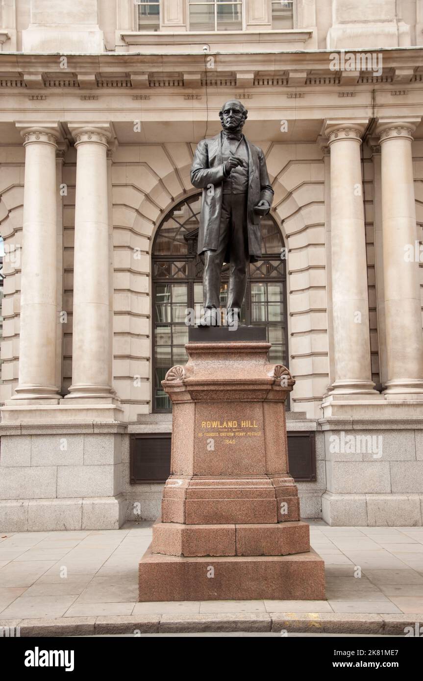 Sir rowland hill kcb hi-res stock photography and images - Alamy