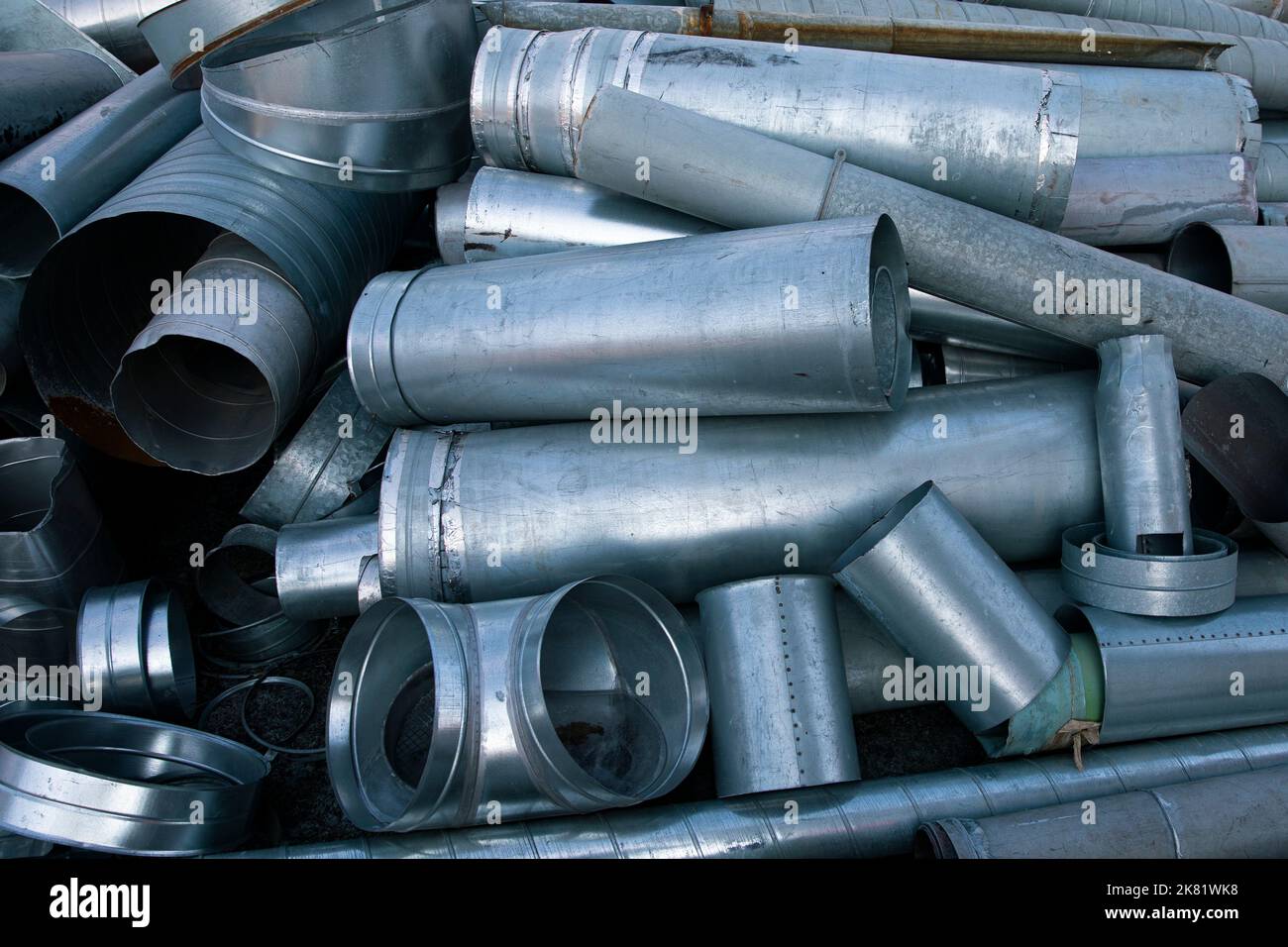 Recyclable metal waste in heap outdoor Stock Photo - Alamy