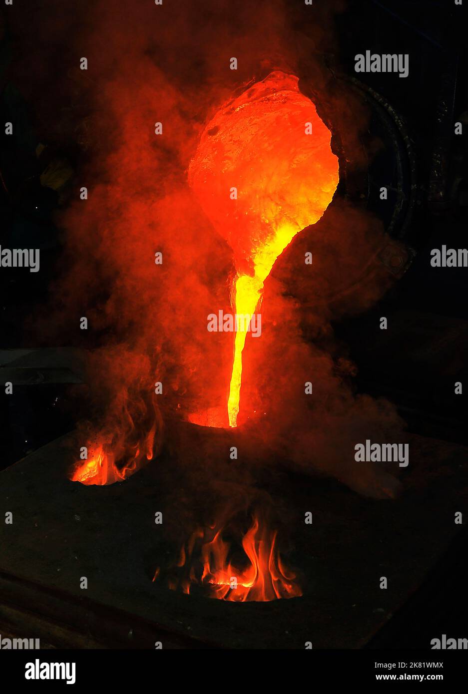 Fire metal hot burn melt shape hi-res stock photography and images - Alamy