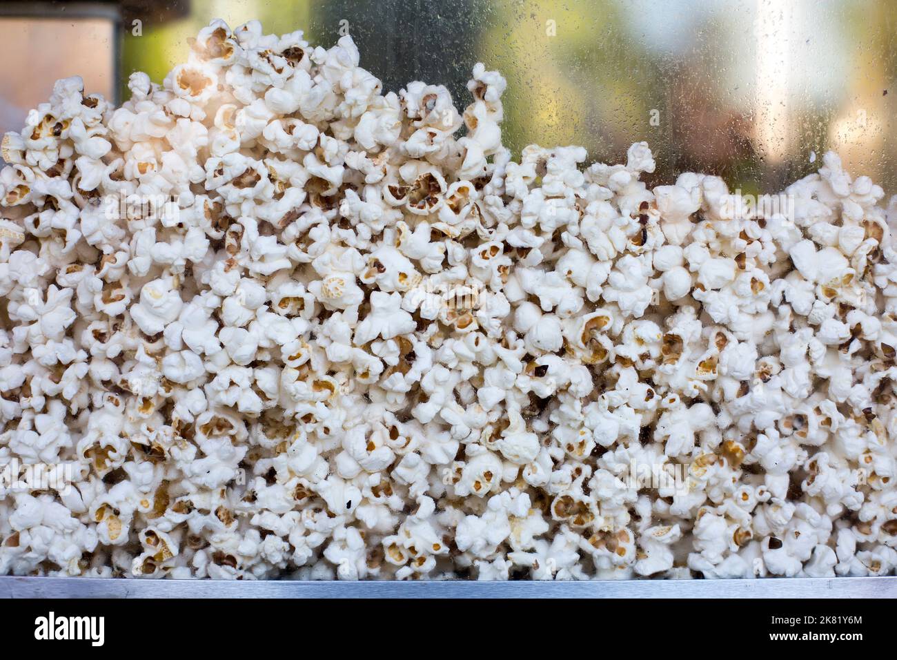 Heap of fresh made popcorn in machine Stock Photo - Alamy