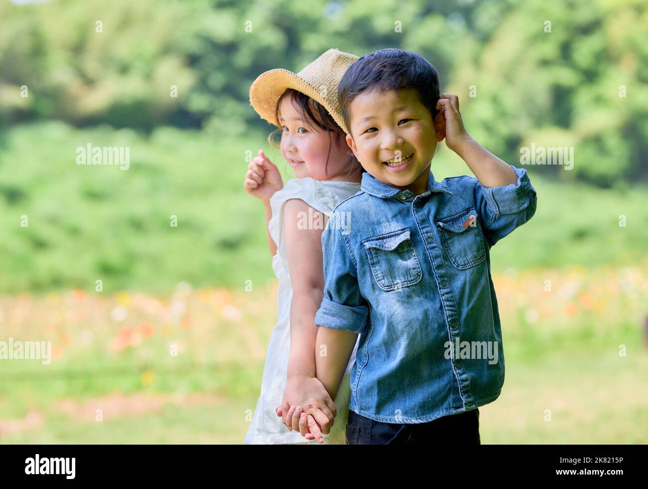 Japanese kids in a city park Stock Photo - Alamy