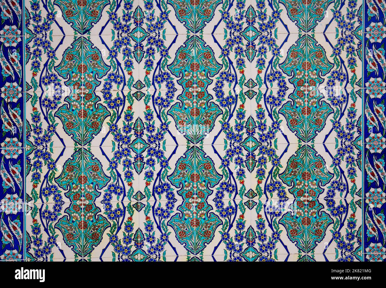Ornamented tile mosaic hi-res stock photography and images - Alamy