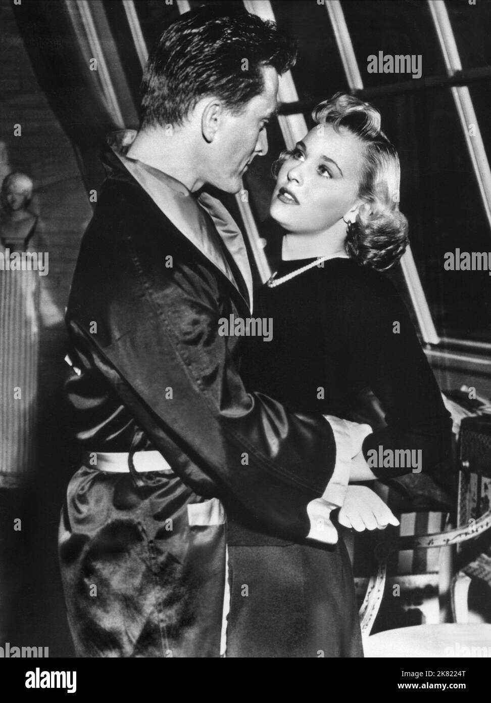 Lola Albright şimdi